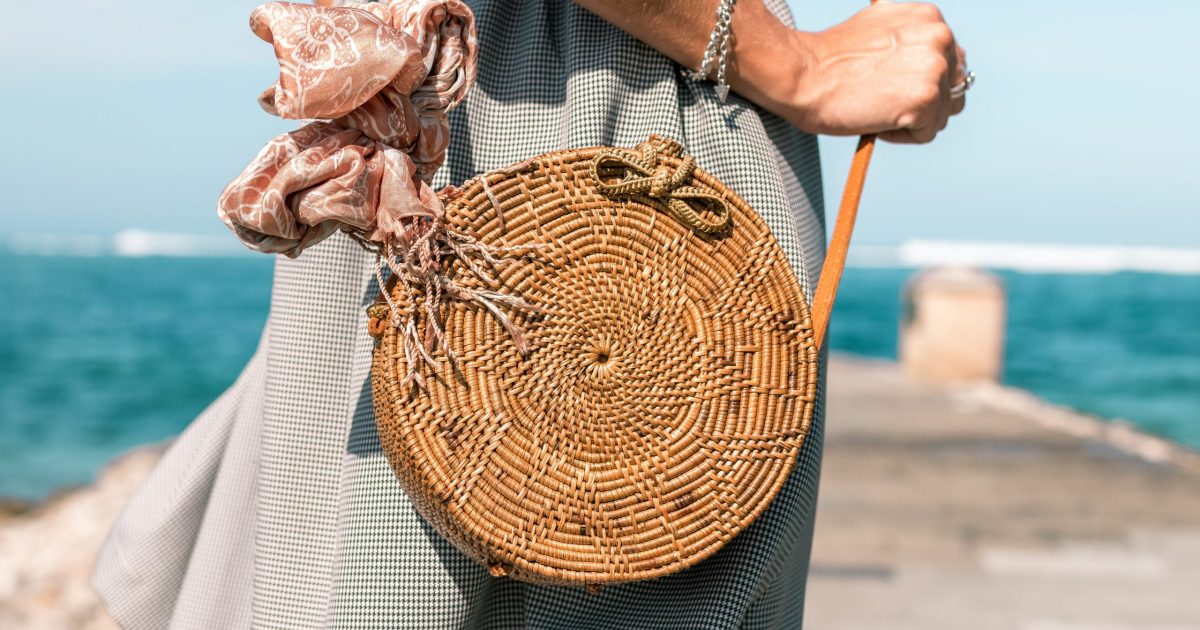 Six neutral beach bags for under $50 – Aberle Design Co.